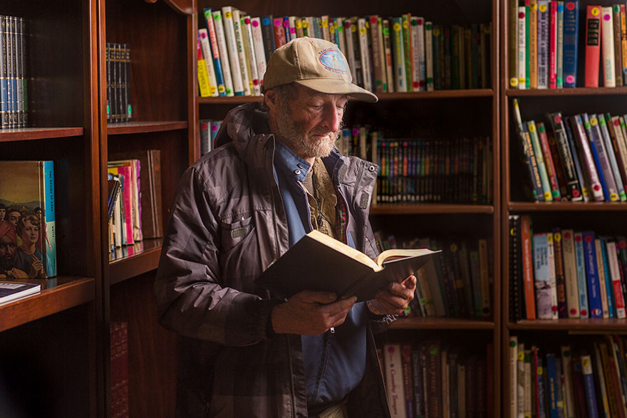 Photographer Sheds Light on Homelessness with Incredible Portrait Series