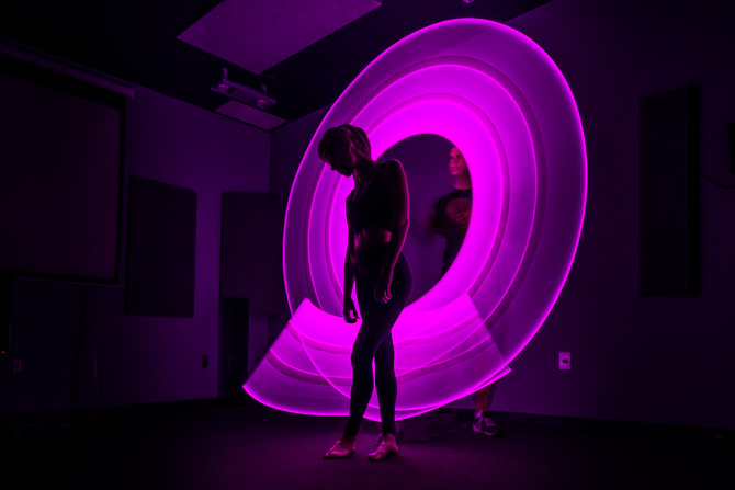 Learning Light Painting With Eric Paré - DIY Photography