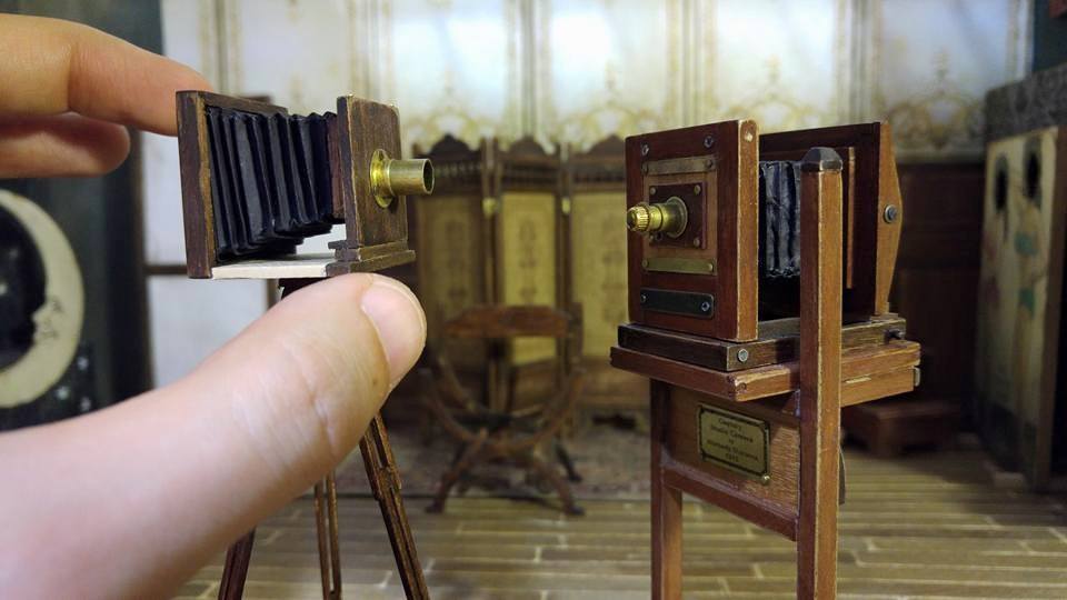 I Built This Miniature Photography Studio From The 1900s In Honor Of ...