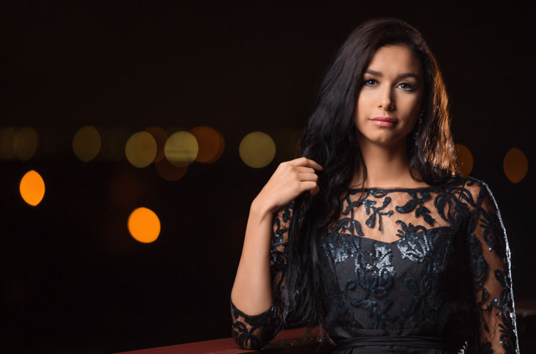 Here’s how to take awesome night portraits with off camera flash - DIY ...