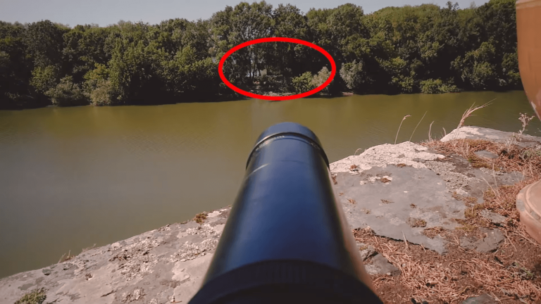 This vintage “bazooka lens” takes the word “shooting” almost literally ...