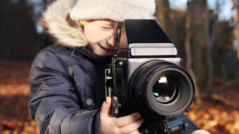 The noobies guide to choosing a medium format film camera - DIY Photography