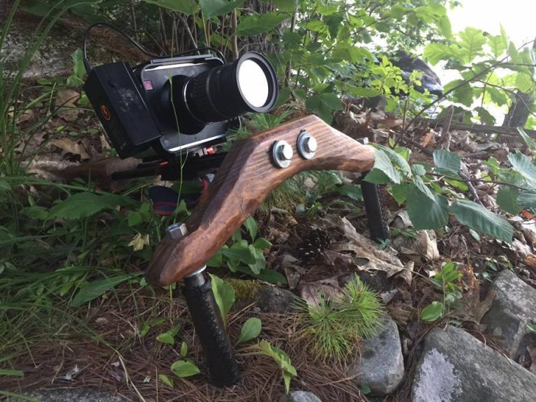 How to make a cheap, but stylish DIY shoulder rig out of wood
