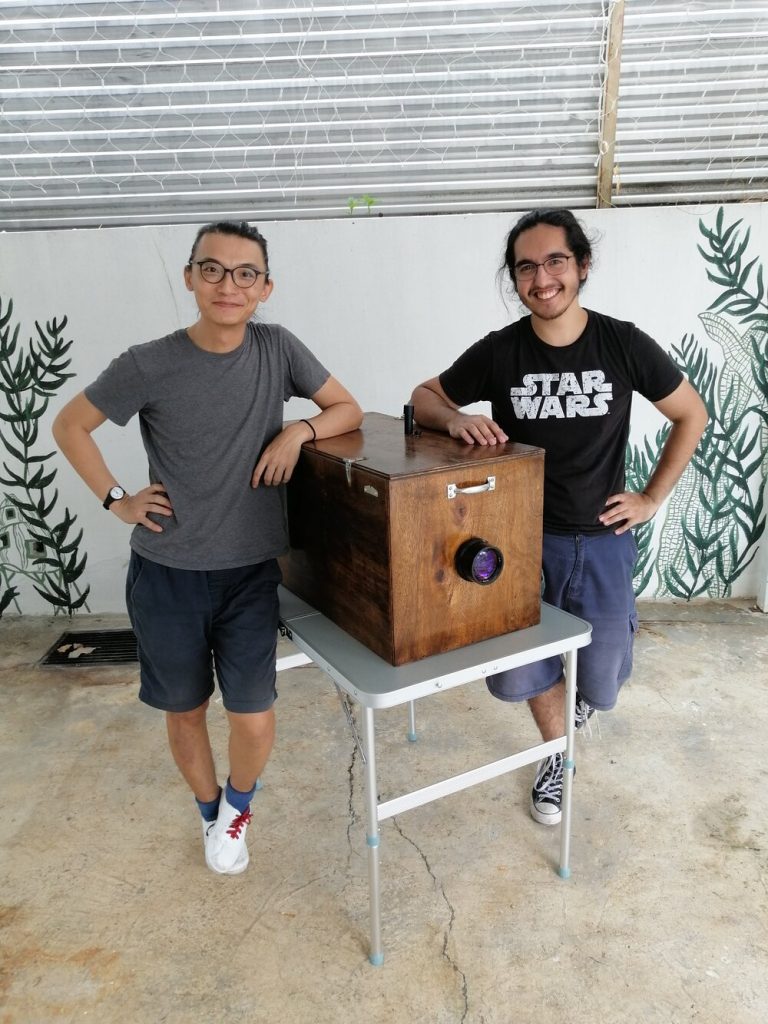 How I built a large format 8x10 Afghan box camera
