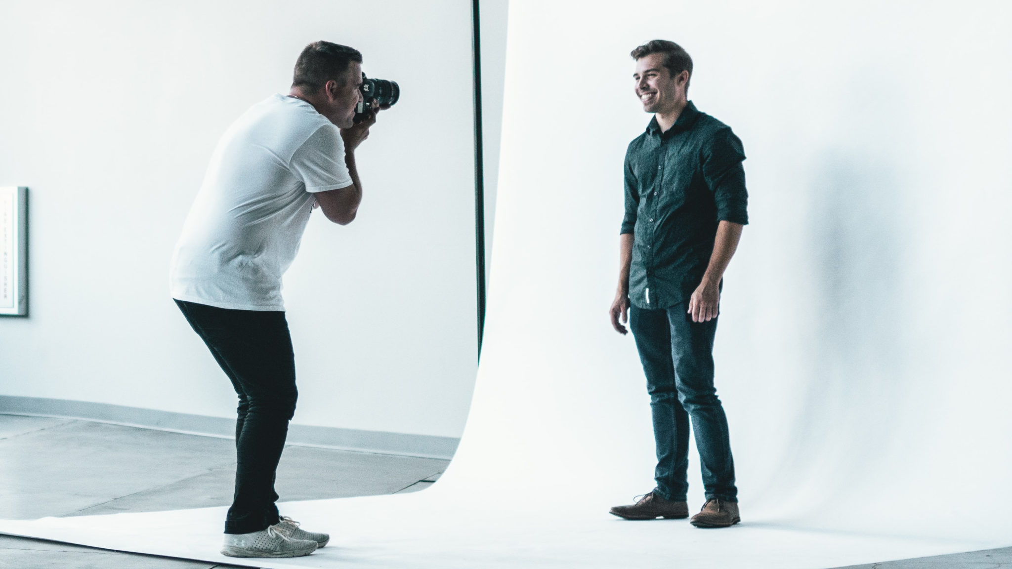 Build this portrait studio at home for under $20