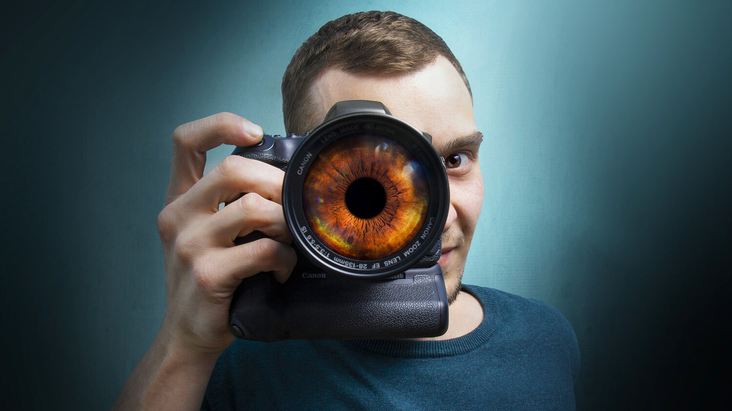 How to create this epic rainbow eye effect in camera