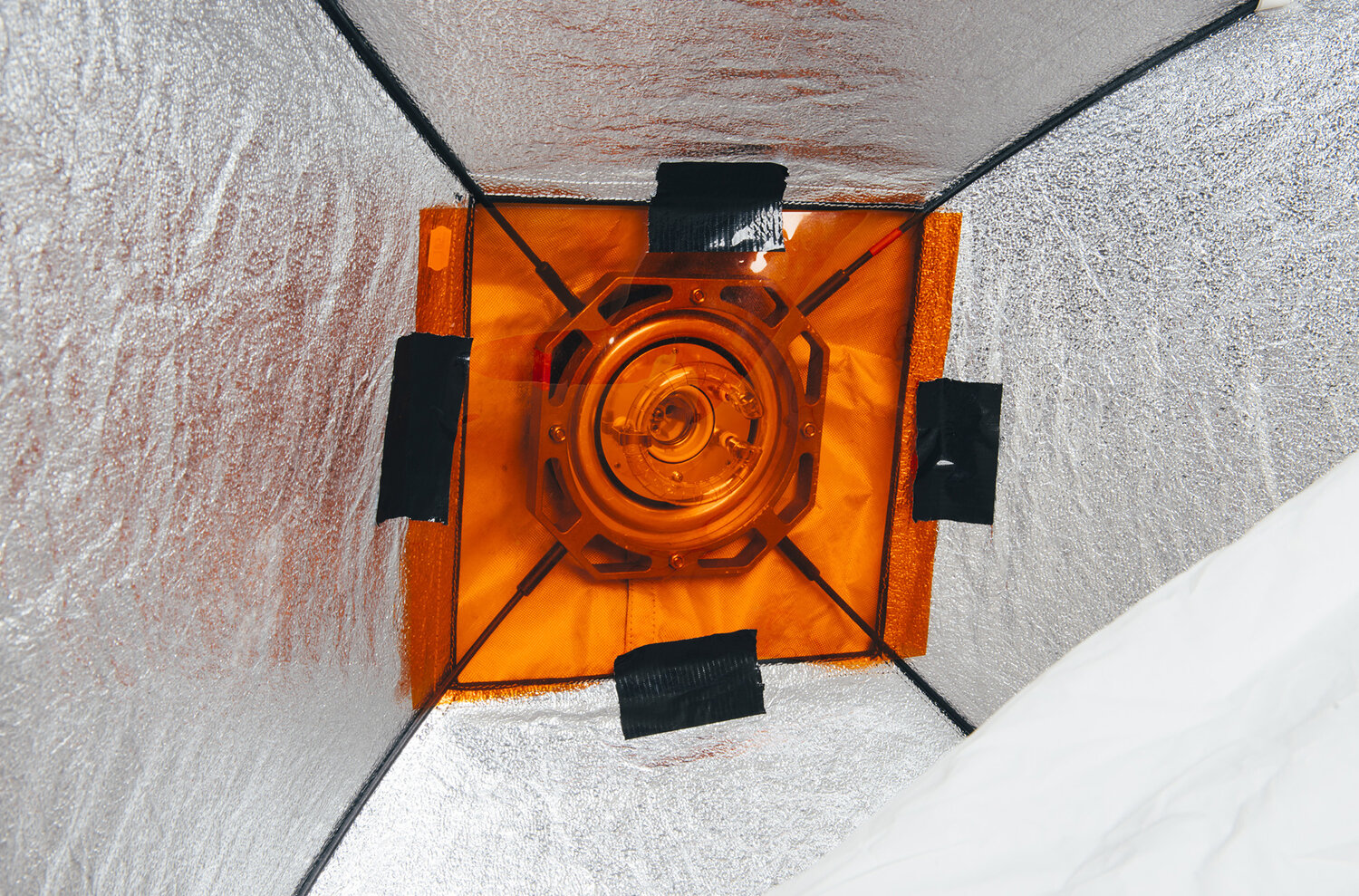Super-soft lighting in small home studios