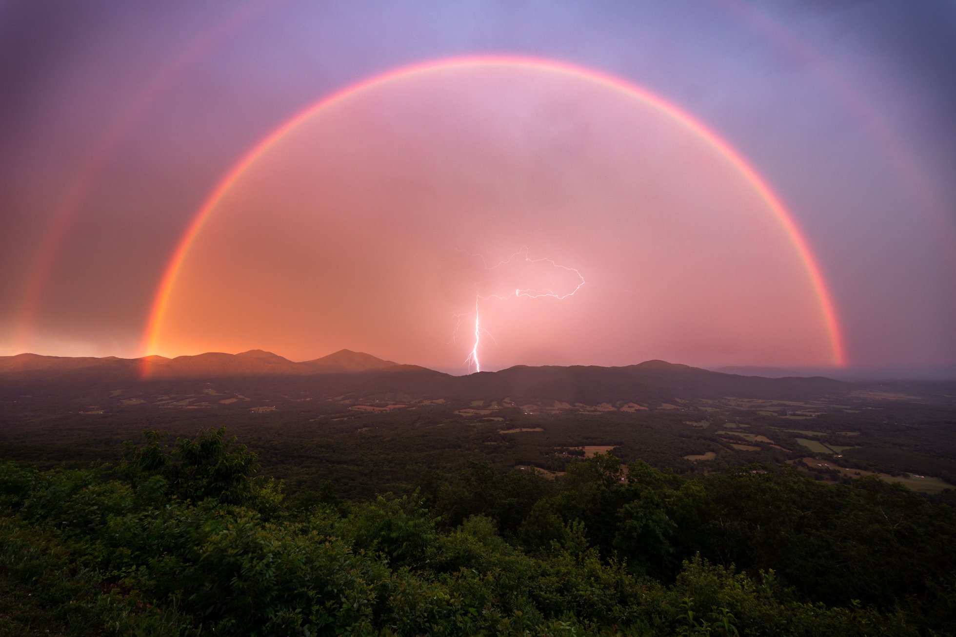 Photographer combines luck and skill in this incredible double rainbow ...