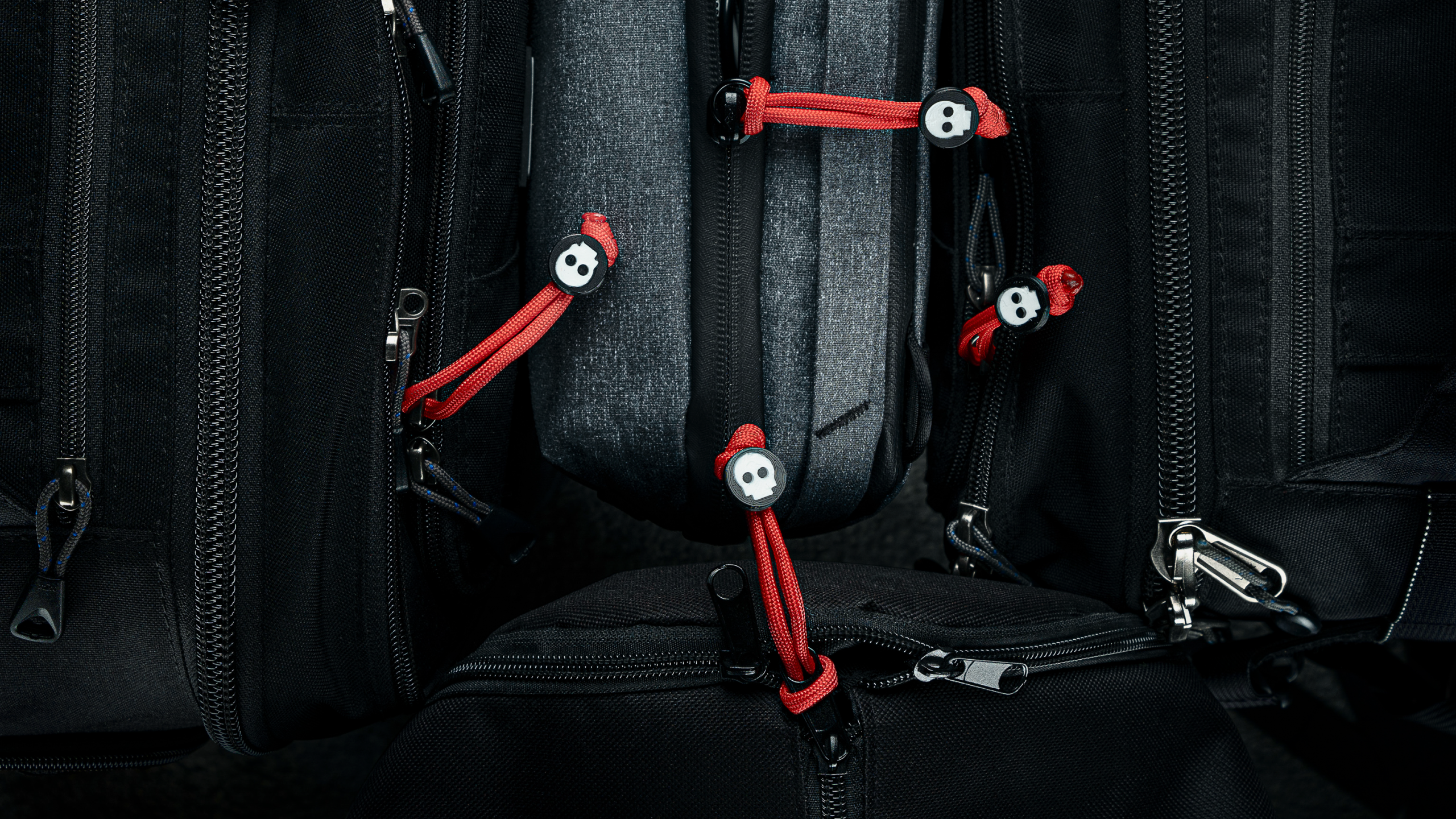 Personalizing my bags with killer zippers