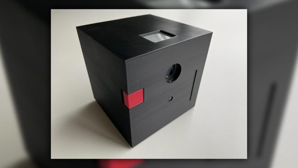 This weird camera uses AI to recreate the scene before it
