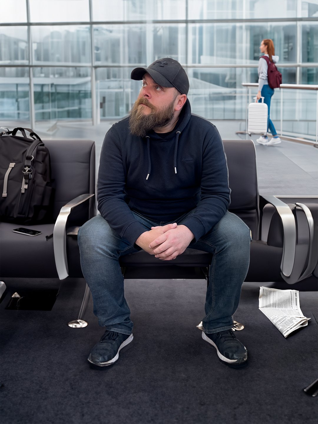 Photographer uses AI to create a fake vacation, pranks his followers