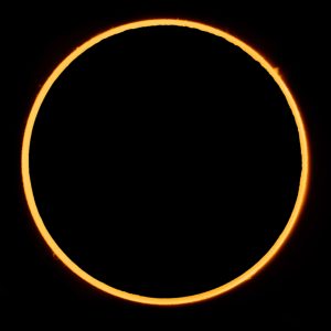 Don't burn your shutter shooting October 14'th ‘Ring of Fire’ Solar Eclipse