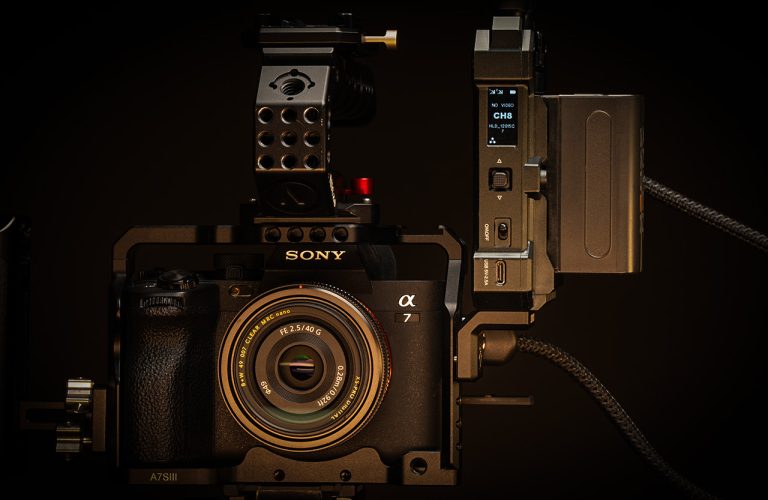 This Mini L-Shaped Mount Plate is like a rig transformer